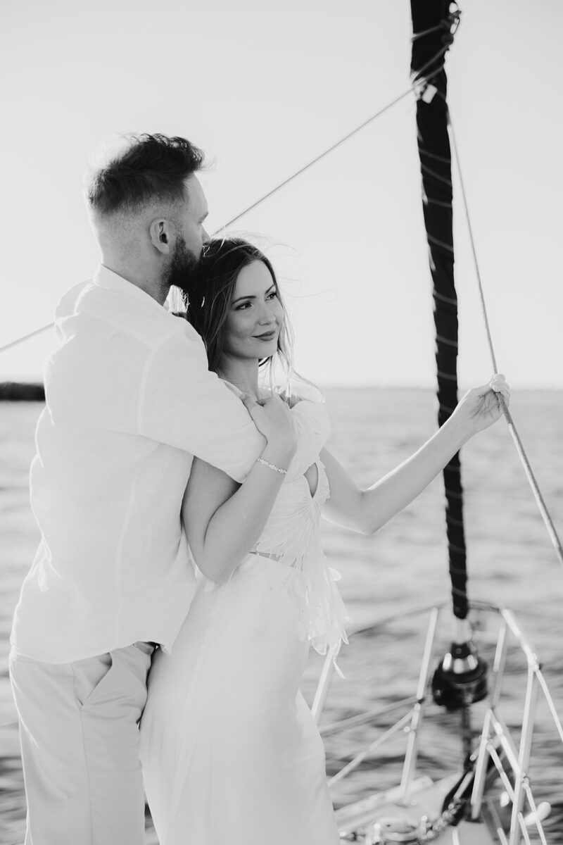Sunset Sailing Photoshoot: The Ultimate Romantic Experience for Couples