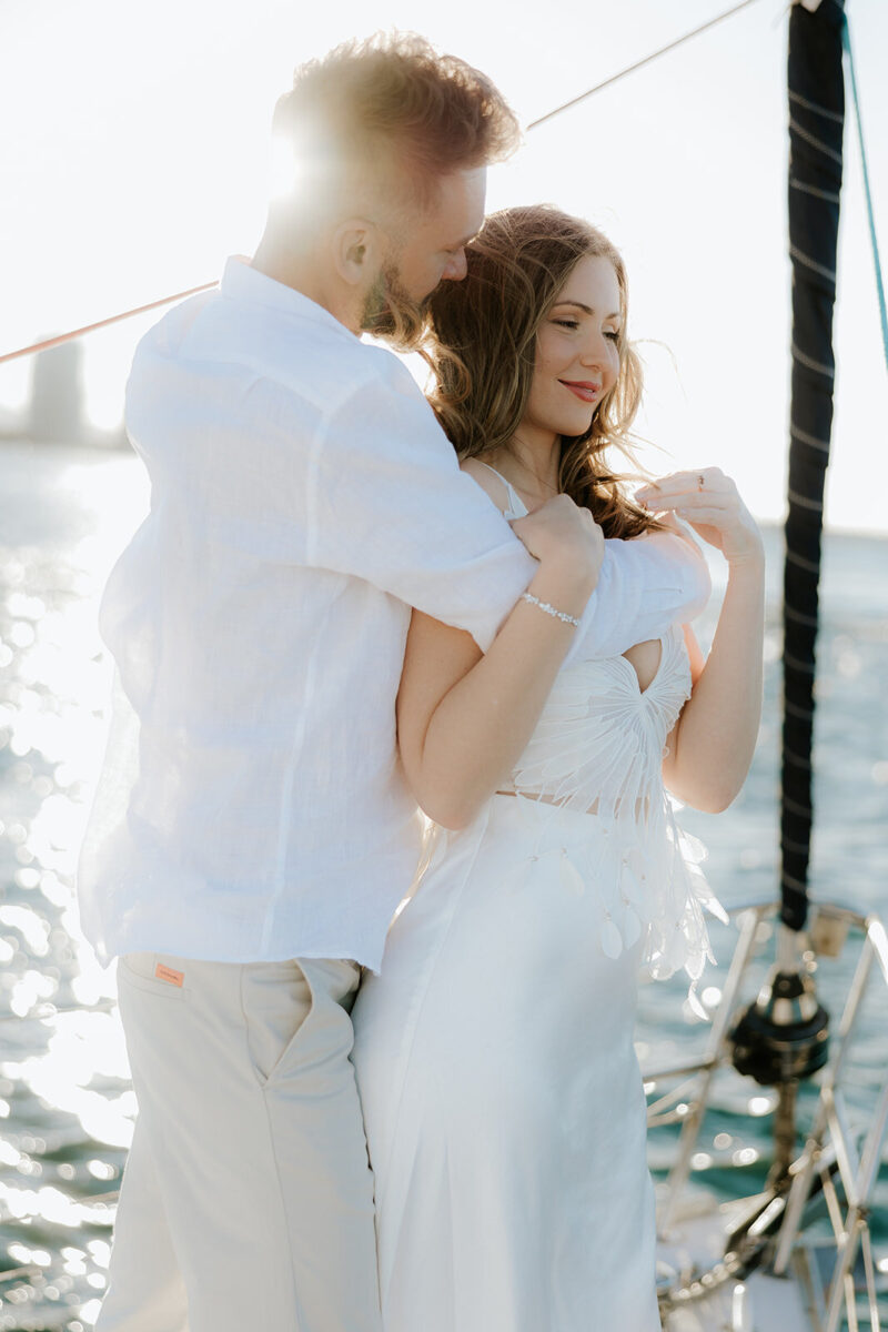 Sunset Sailing Photoshoot: The Ultimate Romantic Experience for Couples